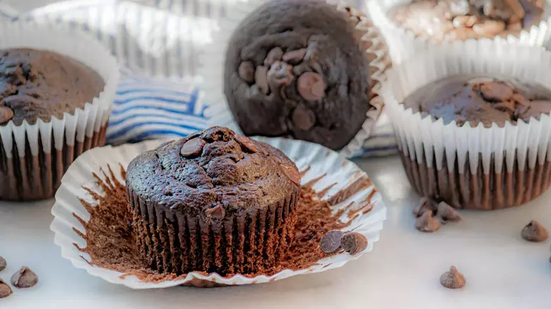 Mapishi ya Costco copycat chocolate muffins