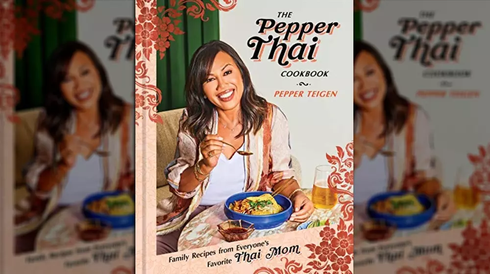 Libro de cocina tailandesa con pimienta